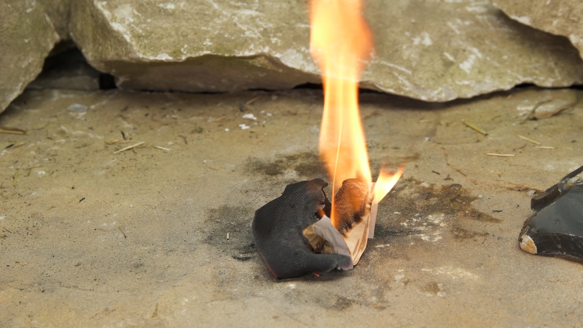 Bushcraft Basics – Char Cloth – Restore and Make